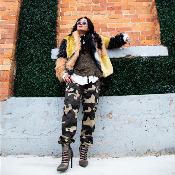 Stylenanda | Jackets & Coats | Stylenanda Camel Black Gold Faux Fur ...